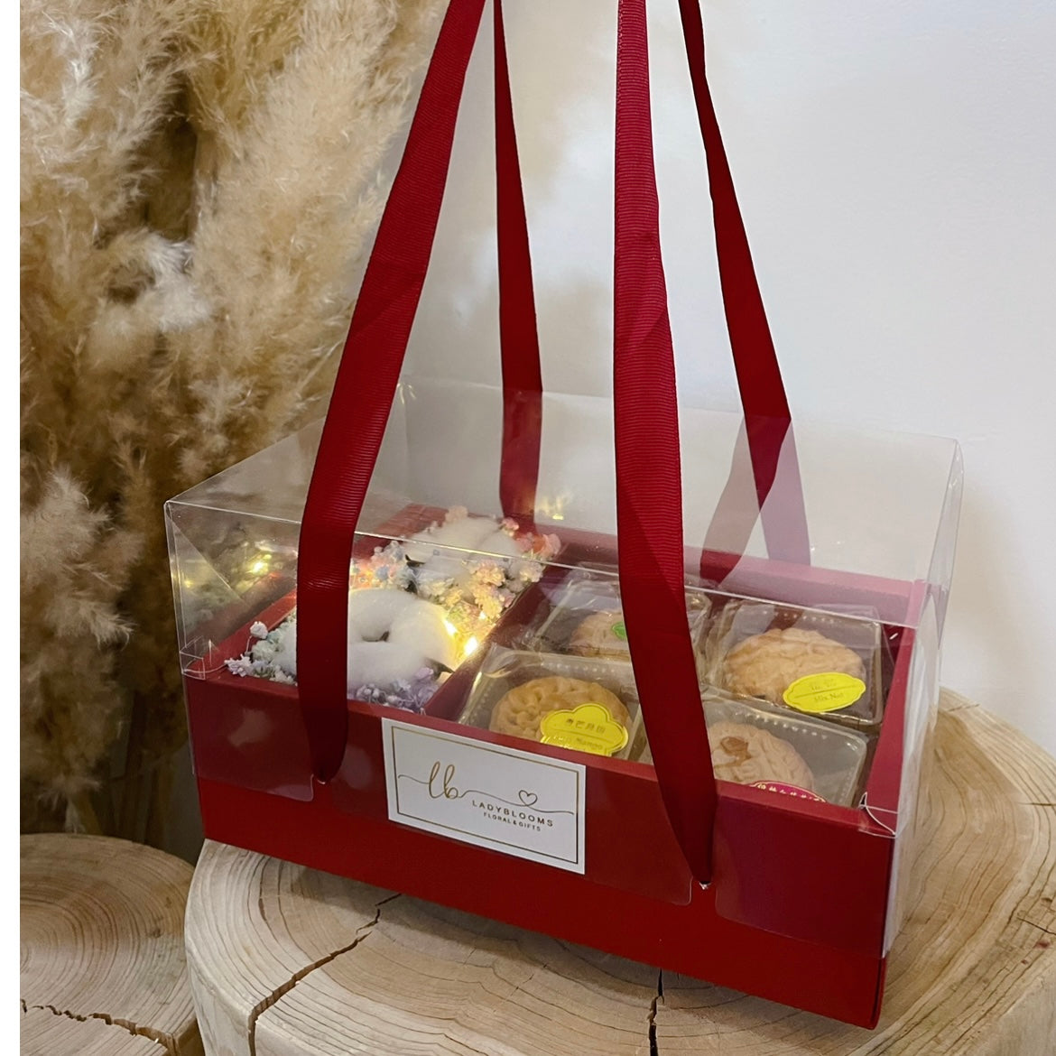 Mooncake Floral Box – Ladyblooms Floral & Gifts